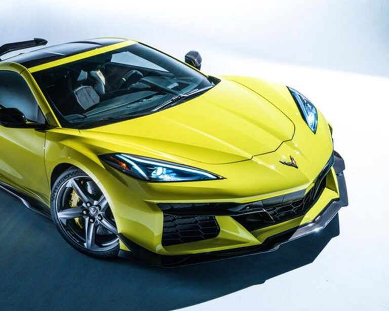 C8 Corvette Z07 3-piece Front Splitter for Z06 (Carbon Fiber / Carbon ...